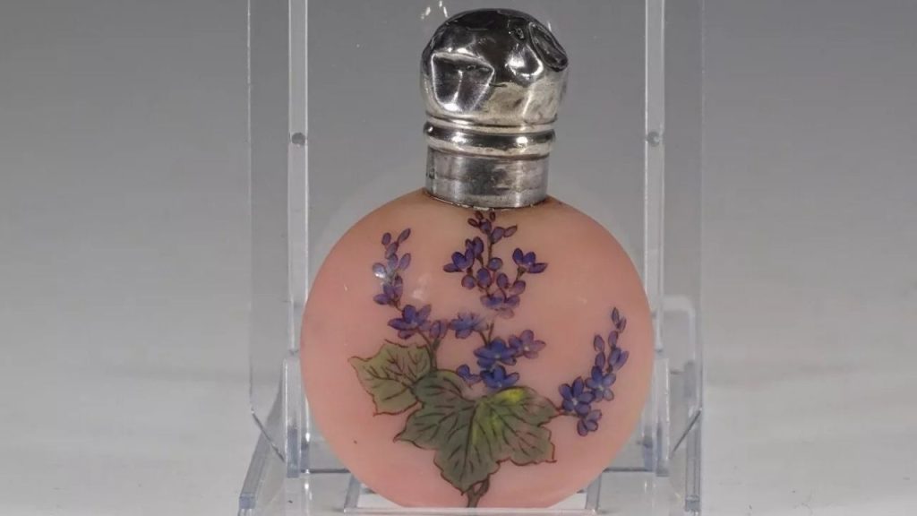 12 Vintage Perfume Bottles Worth More Than You Think – Decluttering Mom
