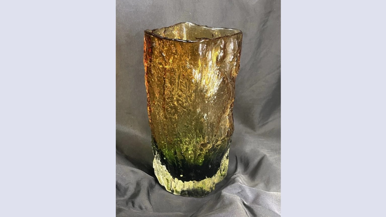 10 Glassware Pieces That Are Worth Thousands – Decluttering Mom