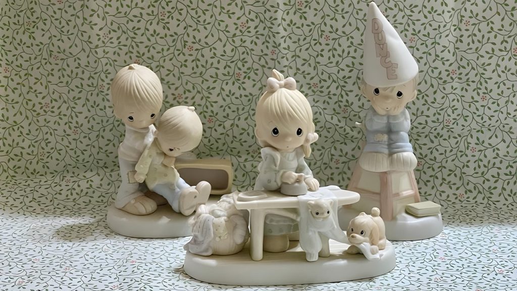 12 Keepsakes from Grandma That Turned Out Valuable – Decluttering Mom