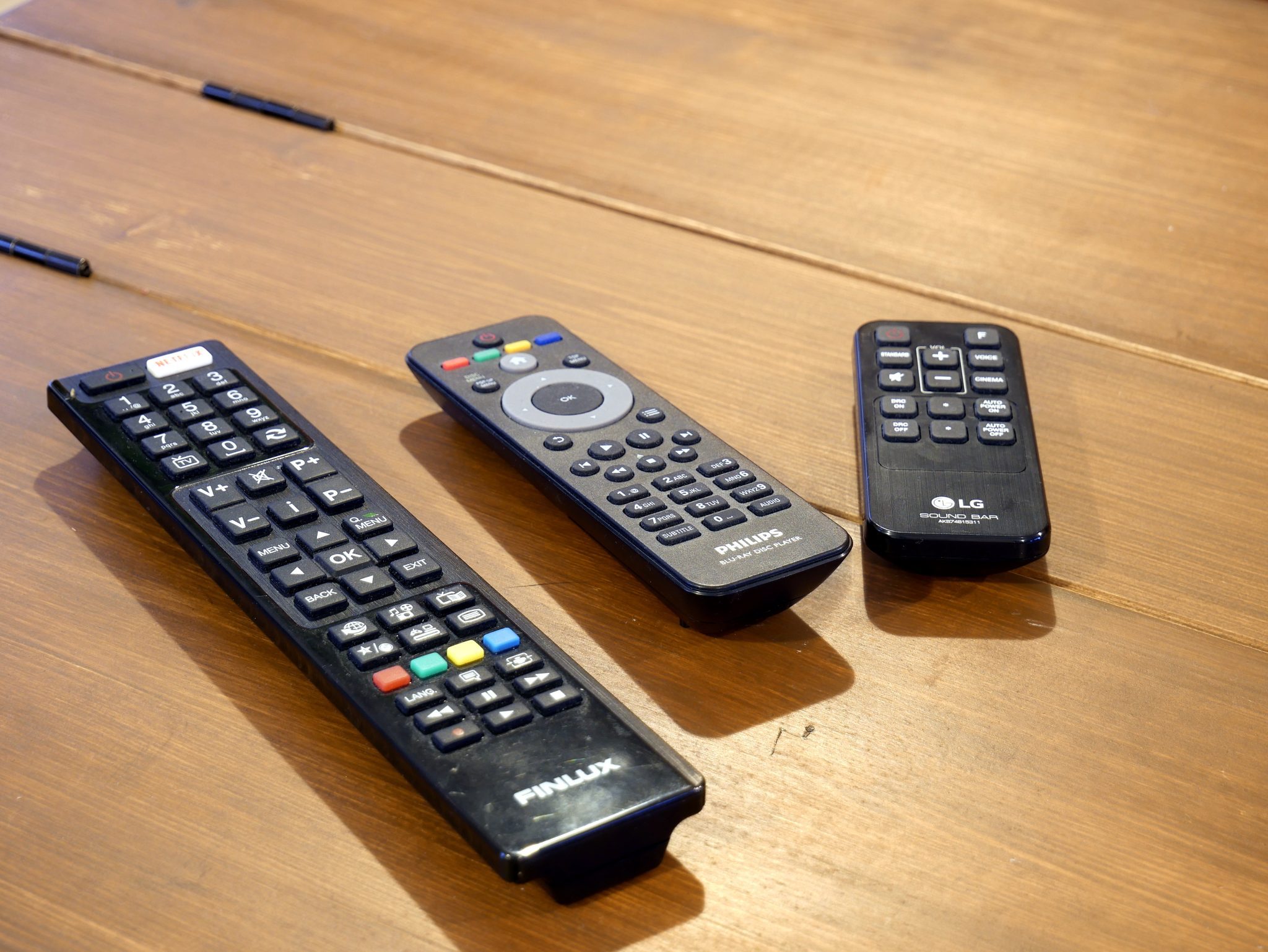 16 Items You’re Keeping That Are Actually Gross – Decluttering Mom