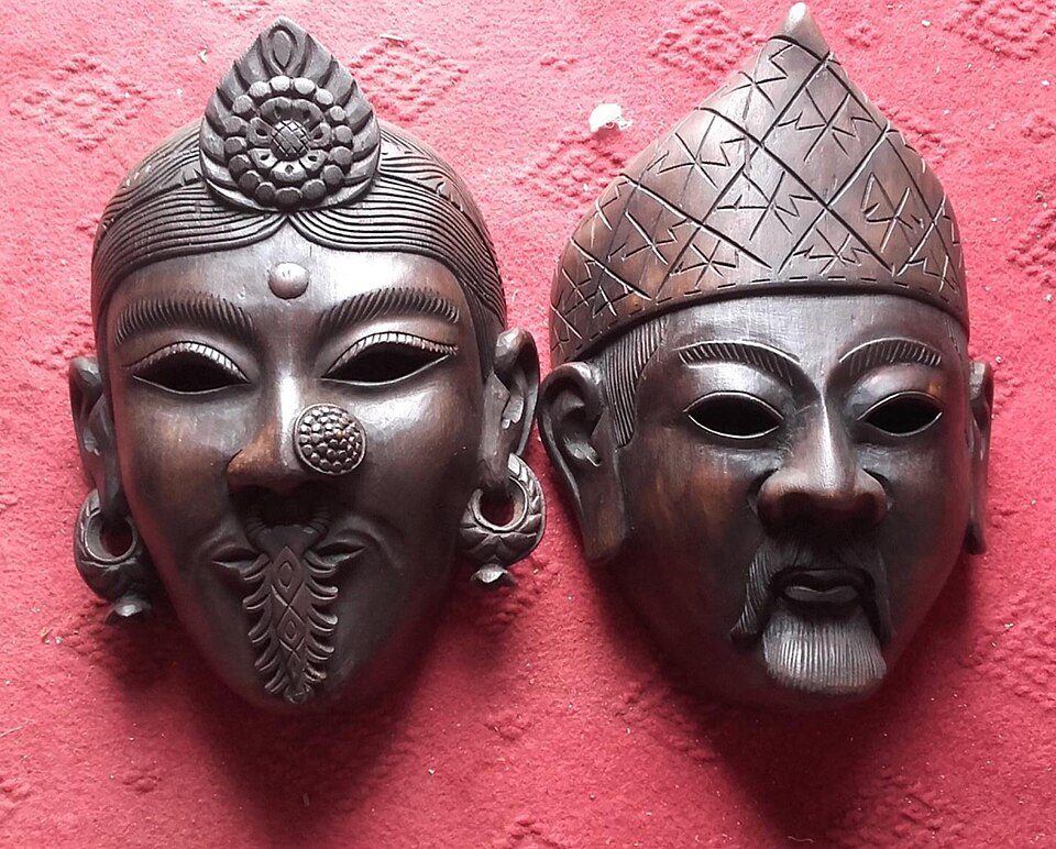 12 Weird Antiques That Have a Cult Following – Decluttering Mom