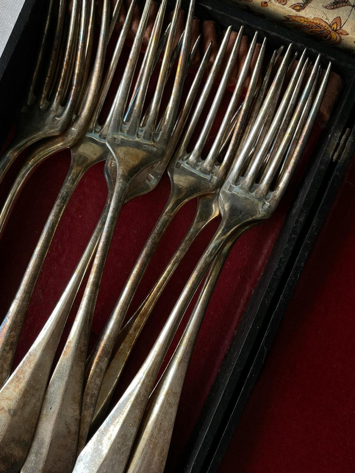13 Antique Silverware Sets That Could Be Valuable – Decluttering Mom