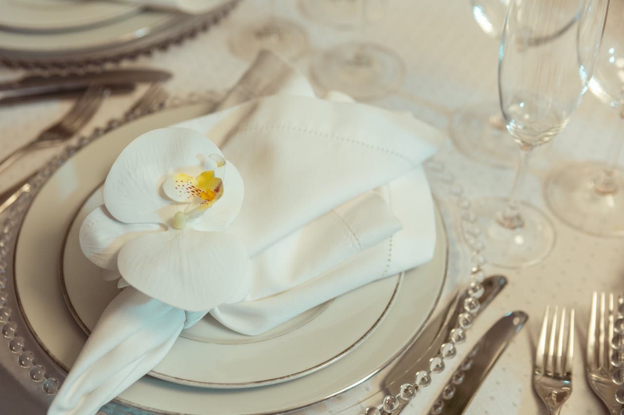 Old-fashioned customs Americans rarely practice now – Decluttering Mom