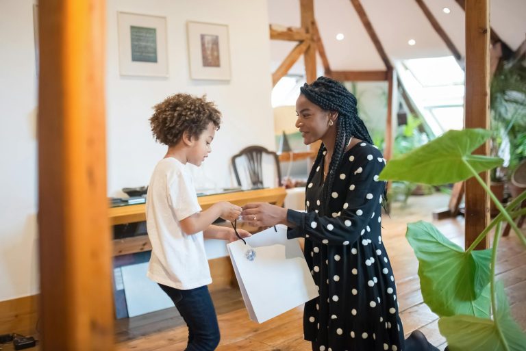 14 Ways to Make Decluttering Fun for Kids – Decluttering Mom
