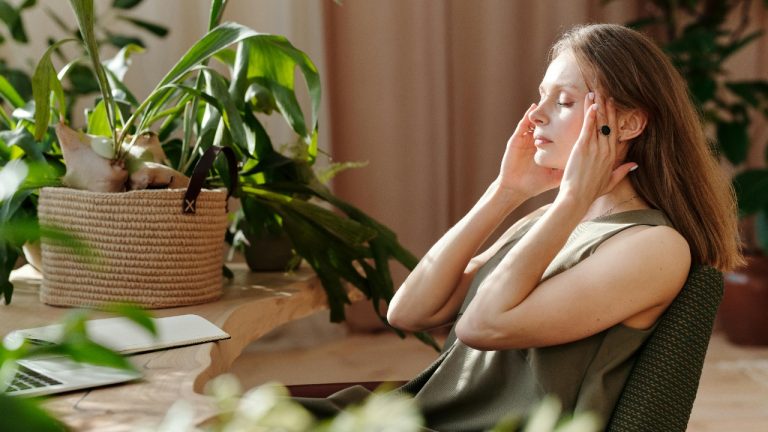 17 Ways to create calm in chaos – Decluttering Mom