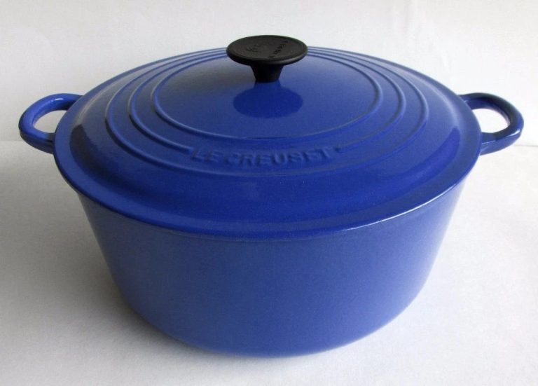 Older Le Creuset colors and stamps that bring strong prices ...