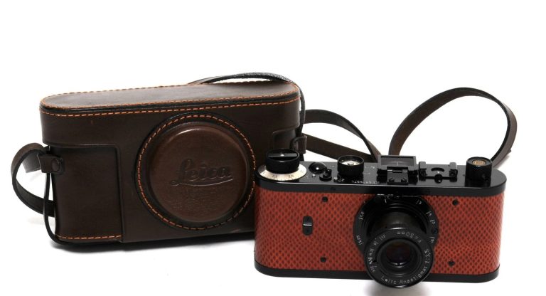 11 old cameras worth more than their film – Decluttering Mom
