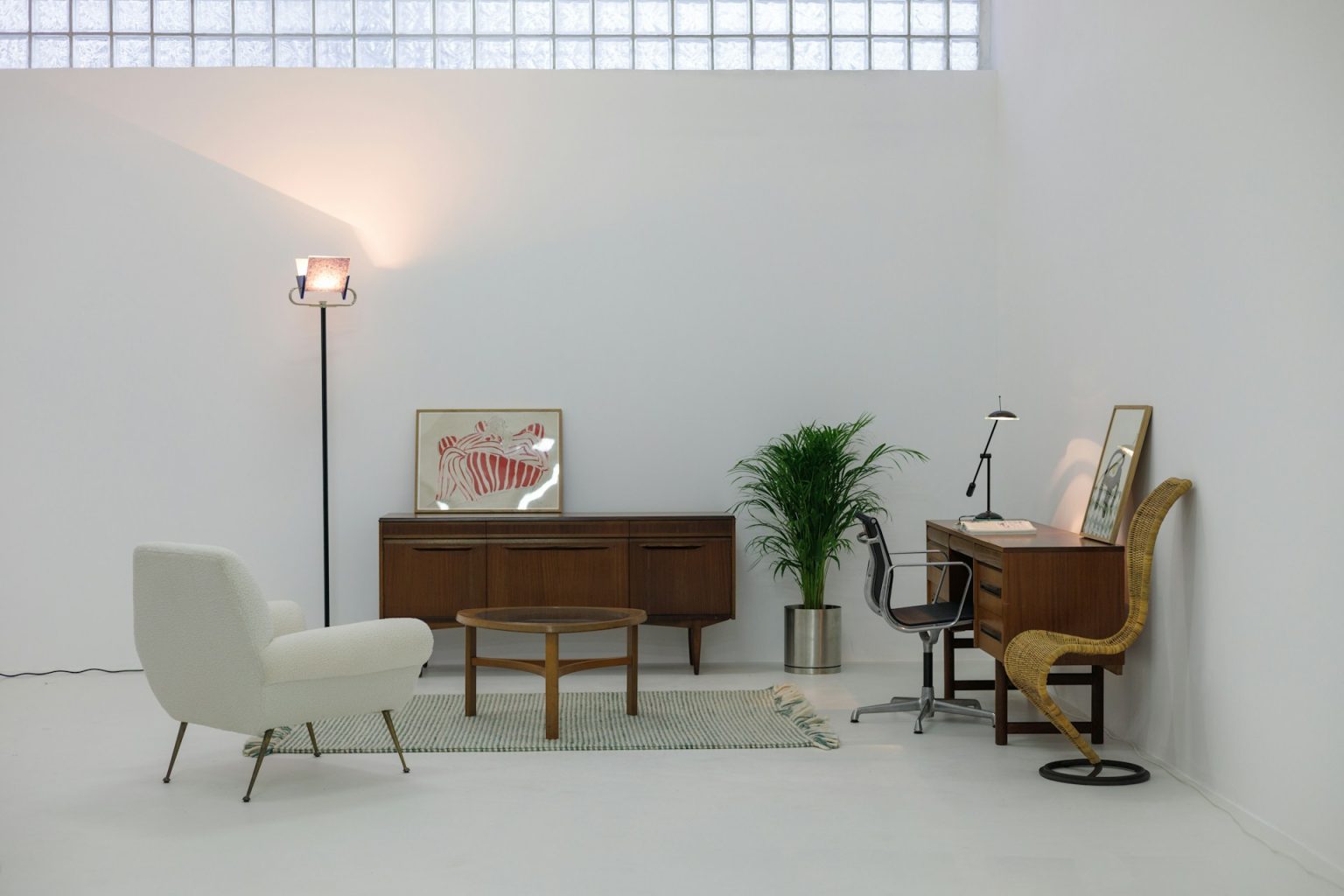 12 ways to restore vintage furniture without ruining it – Decluttering Mom