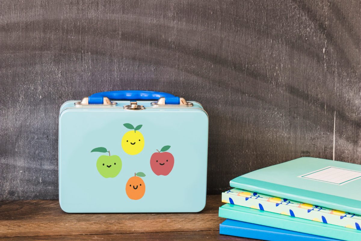10 ordinary antiques that look cheap but sell high – Decluttering Mom