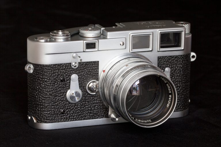 11 old cameras worth more than their film – Decluttering Mom