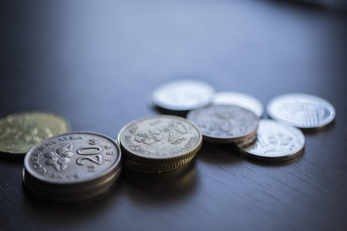 5 Foreign Coins Americans Don’t Know Are Worth Real Money You Should ...