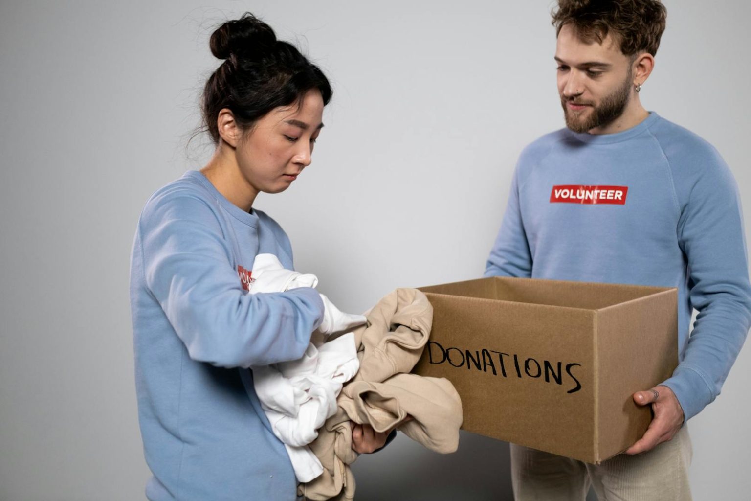 5 Things You’ll Be Embarrassed To Donate Someday – Decluttering Mom