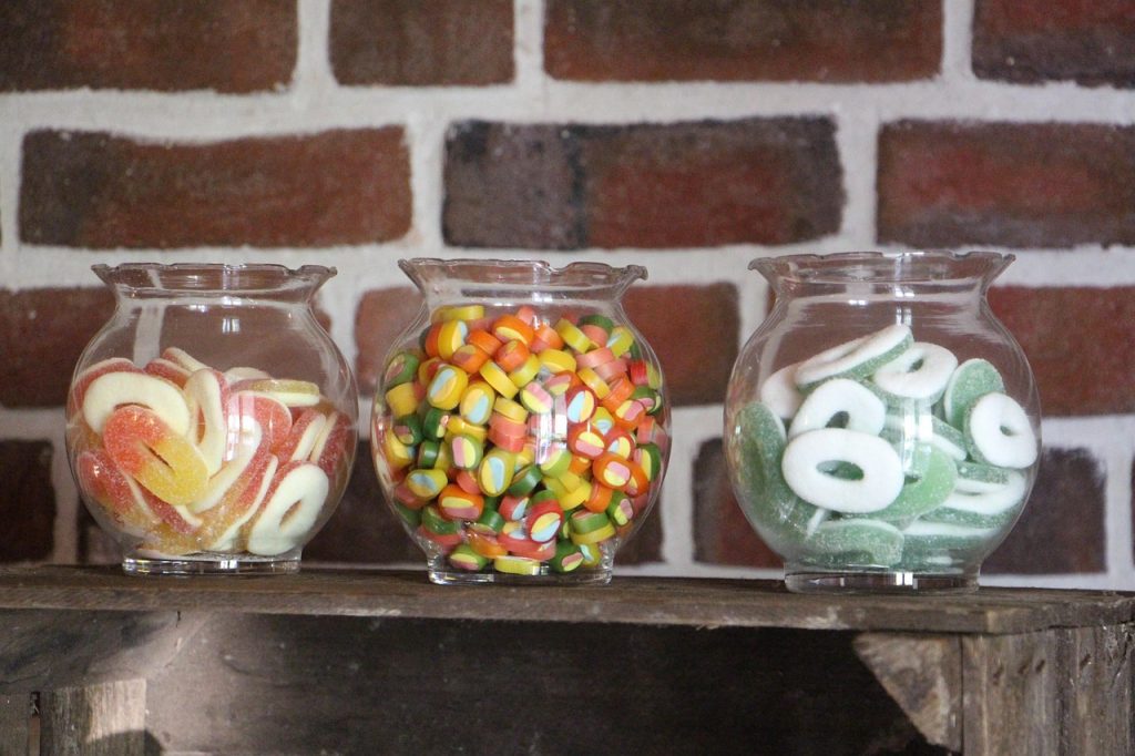 7 Candy Bars That Don’t Taste Like They Used To – Decluttering Mom