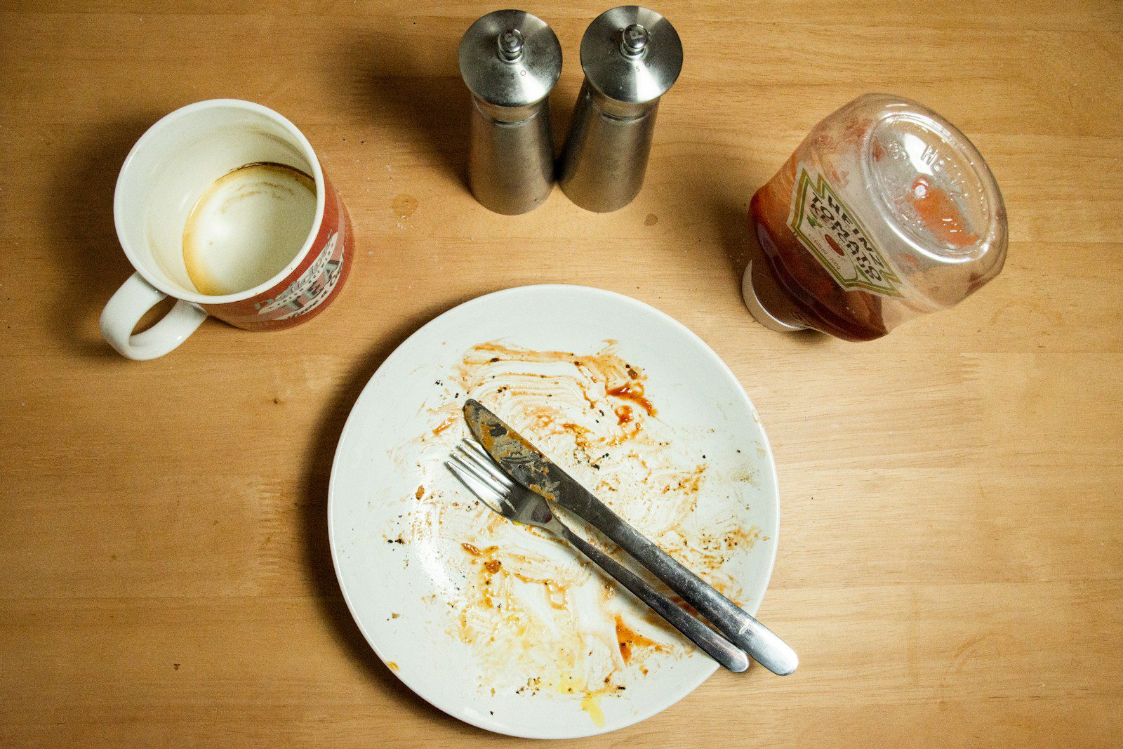 Man goes to woman’s house after date and leaves after seeing something ...