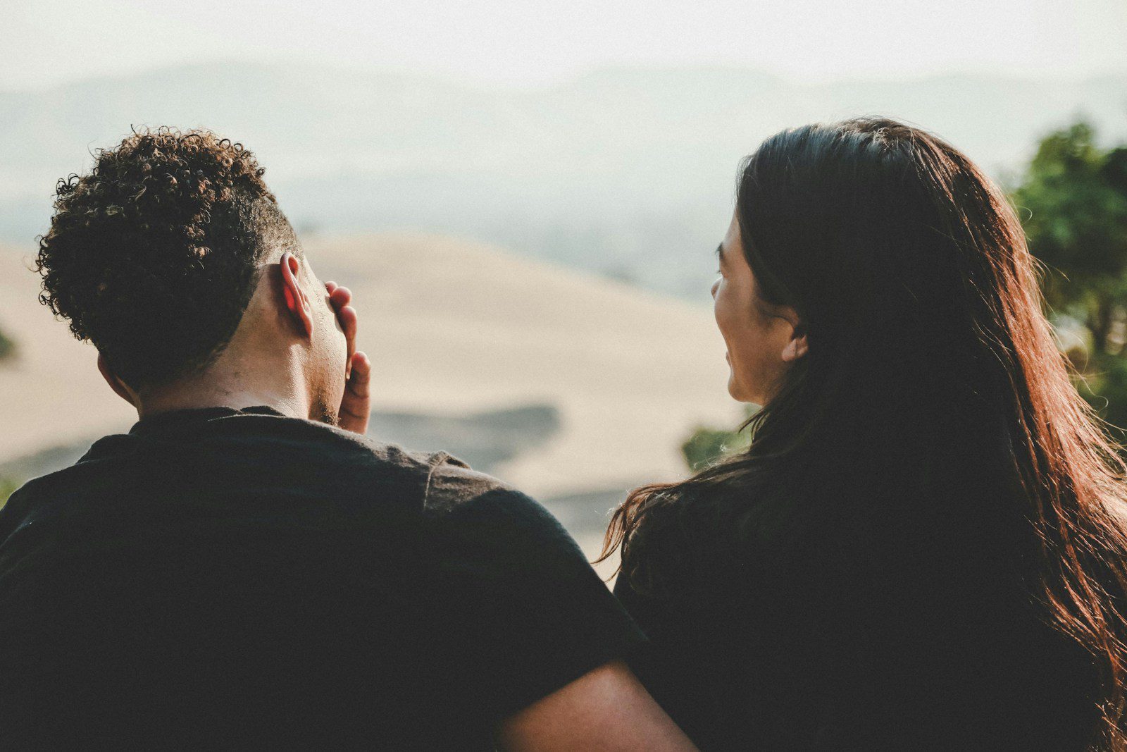 Want Better Relationships? Here’s How to Become a Better Listener ...