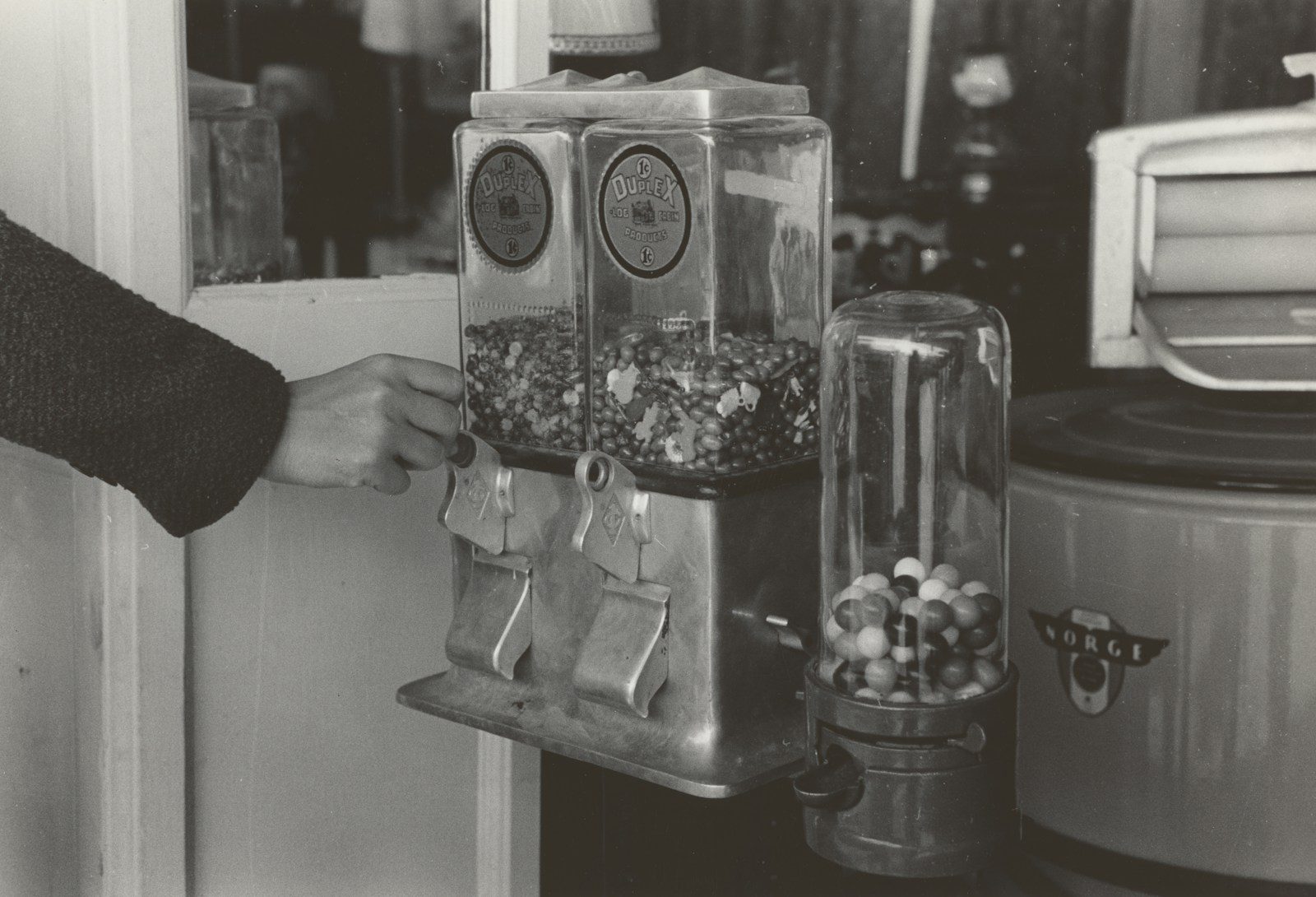 7 Everyday Household Items From the ’70s That Sell for Hundreds Today ...