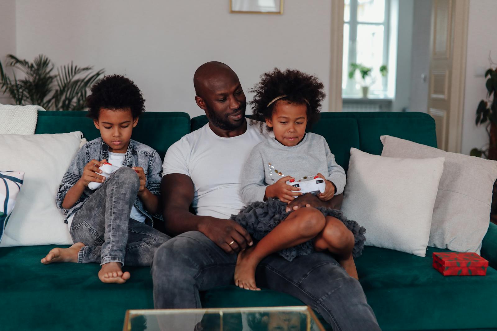 Dad Takes The Kids And Gets A Protection Order After His Wife Hits ...